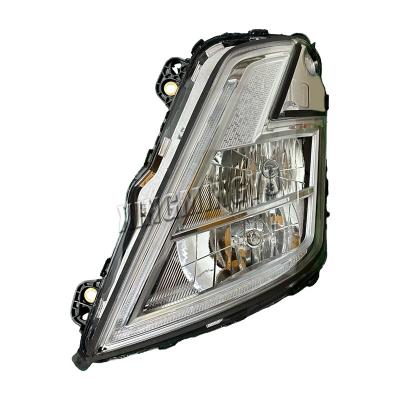 China Volvo FH/FM Truck Head Lamp 24V Replacement - Polycarbonate Lens with PP+PC Housing for 23752812 23752815 Models for sale