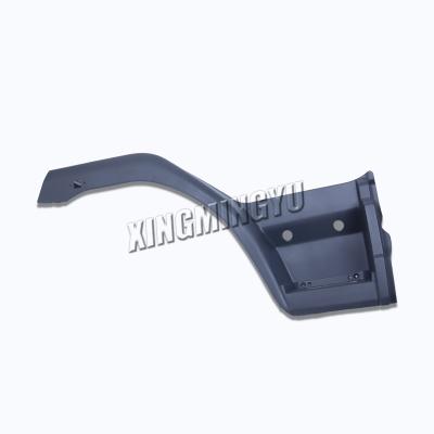 China Dongfeng Chenglong LZ609 Plastic Front Fender 176×30×40 cm - High-Strength Injection-Molded Truck Parts for sale