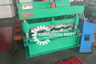 China Standing Seam Color Sheet 5.5kw Roof Tile Roll Forming Machine for sale