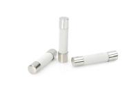 China 6.35x32mm Time Delay Ceramic Tube Fuse Link 10A 250V High Breaking Capacity 1000A Slow Blow for sale