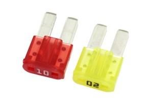 China Ultra-Small Automotive Blade Fuse 32V 10A Red Narrow Foot for Ford Tap Adapter Mini Fuse Holder for sale
