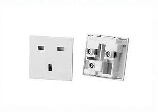 China BSI Approved RB-02 British Socket Female Outlet 3 Pole 13A 250V UK Wall Panel Power Electrical Plugs and Sockets BS 1363 for sale