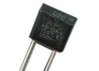 China Square Box Ceramic Thermal Cutoff Fuse TCO 25A 250VAC 135C Non-Resettable Overheat Protection for sale