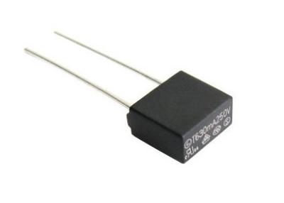 China Red Phosphorus Free Square Plastic Slow Blow Micro Fuse 100mA-6.3A 8.4x7.2x4.0mm 250V for sale