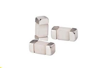 China Ceramic Time Lag Chip Fuse 2A 350V 6125 6.1x2.6mm for LED Lighting Overcurrent Protection for sale