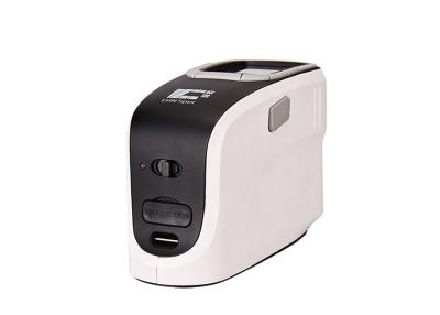 China 400-700nm Wavelength D / 8 Portable Color Spectrophotometer For Textile Measurement for sale