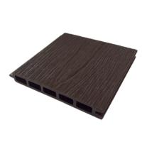 China 20mm WPC Fence Outdoor Waterproof Rustic Cross Vinyl Ranch Fence for sale