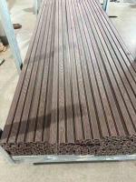 China Modern 160x19mm 3 Slat WPC Fence Panels Strict Color Consistency Supply for sale