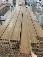 China Modern 160x20mm WPC Fencing Panels Class B1 Fire Retardant Material Supply for sale