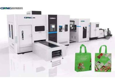 China Computerized 40 KW PP Non Woven Bag Making Machine for Wine Package for sale