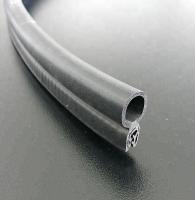 China Custom Size Black Color Metallic EPDM Car Door Rubber Seals Strip for Industrial Needs for sale