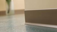 China Flexible Vinyl Wall Base Rubber Cove Base with Toe 0.5'' to 8'' Height Black for sale