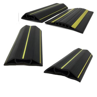 China Weatherproof Universal Garage Door Bottom Threshold Seal Strip Keeps Out Water and Debris for sale