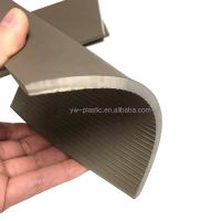 China Cutting Services for Scratch Resistant Vinyl Baseboard Moulding in Various Sizes for sale