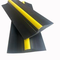 China Professional Cutting Garage Door Threshold Ramp Rubber Bottom Weather Seal Strip for sale