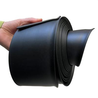 China Flooring Accessories Anti-scratch Waterproof Flexible Vinyl Wall Baseboard Cove Base for sale