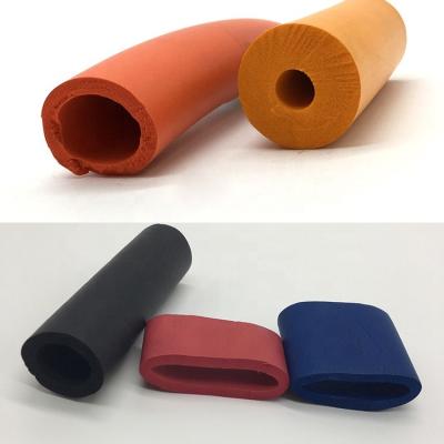 China Gym/Air Conditioner Black Flexible NBR Rubber Foam Tube for 10 Years Service Life for sale