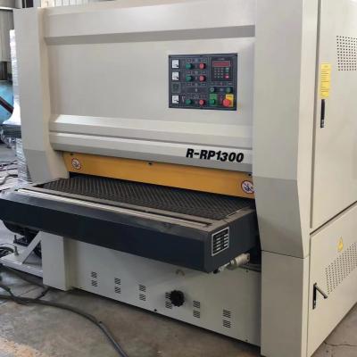 China Solid timber doors 1300mm width calibrating wide belt sanding machine for sale