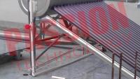 China CE Approved Vacuum Tube Solar Water Heater Open Loop with Assistant Tank for sale