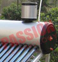 China 0.5 Bar Evacuated Tube Solar Hot Water Heater For Swimming Pool 200L for sale