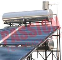China Professional Tank Solar Water Heater , Low Pressure Solar Water Heater Vacuum Tube for sale