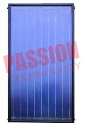 China 304 Stainless Steel Flat Plate Solar Collector Glass Cover Material 0.6Mpa for sale