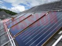 China 2.5 Sqm Ultrasonic Welding  Flat Plate Solar Collector Blue Titanium Coating 2000*1250*80mm for sale