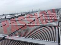 China 1000L Powerful Glass Tubular Evacuated Tube Solar Collector With Feeding Tank for sale