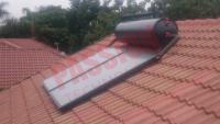 China Stainless Steel 316 Freestanding Roof Mounted Solar Water Heater , Solar Hot Water System for sale
