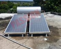 China Silver Fluorocarbon Type Flat Plate Solar Water Heater , Pressurised Heating System for sale