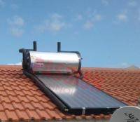 China Integrated Pressurized Flat Plate Solar Water Heater Rooftop Collector for sale