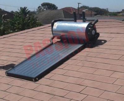 China Integrated Pressurized Flat Plate Solar Hot Water Blue Titanium Solar Collector for sale