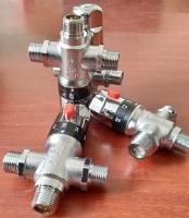 China Mixing Valve Brass Adjustable Water Thermostatic Valve For Solar Water Heater for sale