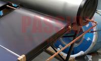 China Solar Energy Rooftop Solar Energy Water Heater Flat Panel Solar Collector Red Copper for sale
