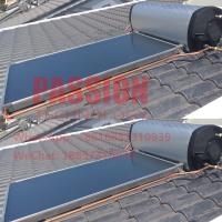 China Rooftop Pressurized Flat Panel Solar Water Heater Blue Film Flat Plate Solar Collector for sale
