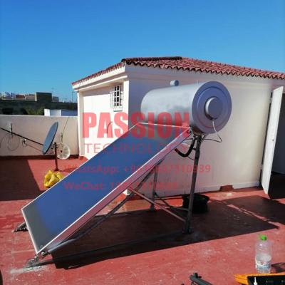 China 150L Flat Plate Solar Water Heater 0.6MPa Pressure Flat Panel Solar Collector for sale