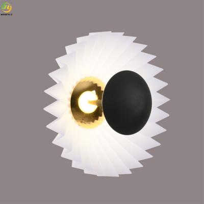 China Acrylic Home/Hotel Metals Art Baking Paint Gold LED Modern  Wall Light for sale