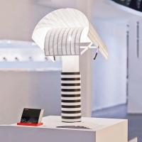 China Wrought Rechargeable Bedside Lamp Living Room Fashion Designee Lighting for sale