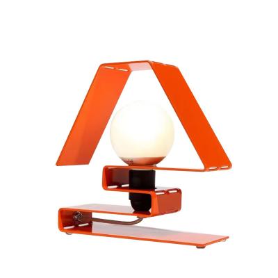 China Postmodern Creative Personality Iron Table Lamp Living Room Bedroom Decoration Table Light for sale