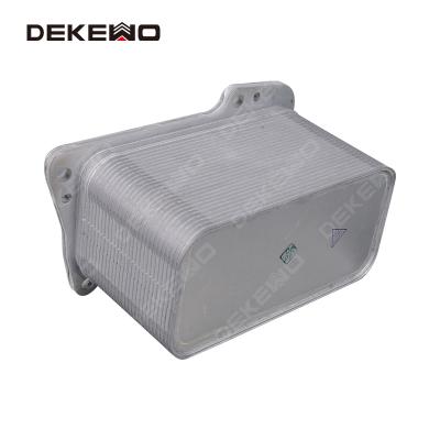 China 11428583901 DEKEWO Auto Parts B58B30 B57D30 Oil Cooler for BMW  2 3 X5 X6 F20 F30 F32 F33 F80 G01 G05 for sale