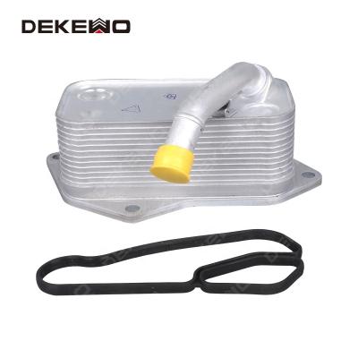 China DEKEWO Auto Spare Car Parts Engine Oil Cooler for BMW 1 3 5 6 7 X3 X5 X6 E65 E83 E92 F01 F22 OE 11427525333 for sale