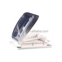 China Used Condition Skylight for Trucks Clip Installation Mitsubishi Dongfeng Foton Steyr for sale