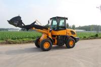 China Yellow 1600kg Articulating Wheel Loader Mini Compact Construction Equipment for sale