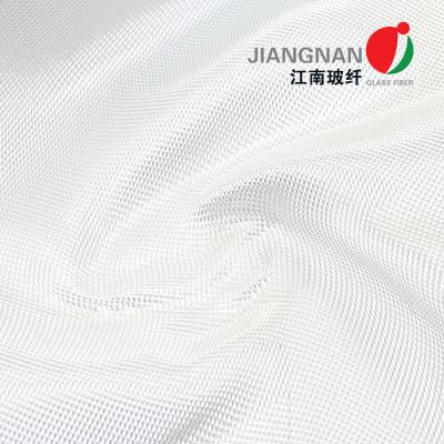 China High Tensile Strength 1000N/50mm Woven Fiberglass Fabric, Width Range 1000mm-2000mm, 550℃ Temperature Resistance for sale