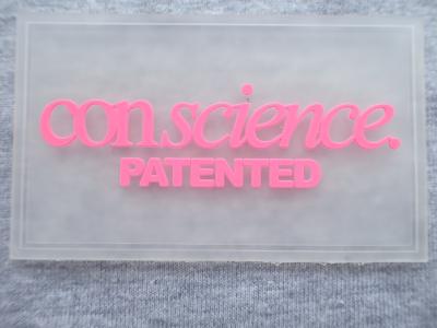 China OEM ODM Printing 3D Silicone Heat Transfer Label For Garment Bags for sale