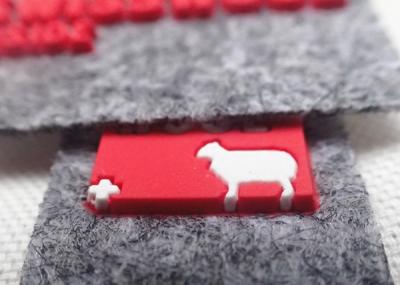 China Woven Screen Printing Label ,  Sewing Printed Labels For Clothing  Eco - Friendly for sale