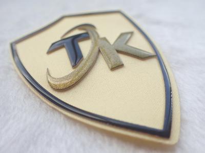 China Eco Friendly Custom Woven Silk Screen Printing Patches With Silicone Logo for sale