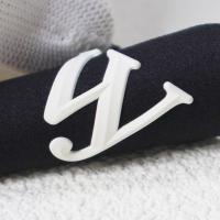 China 3D Molded Silicone Heat Transfer Label - Custom Logo Emblem for Fashion Apparel & Accessories for sale
