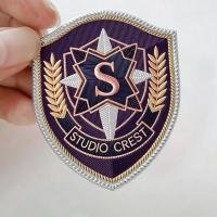 China Custom Embroidered Patches Heat Transfer with Multiple Color Options and Tested Wash Resistance Ideal for Ski Wear and Jackets for sale