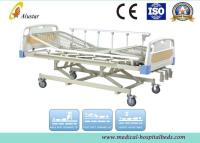 China Coated Steel Manual Crank Medical Hospital Bed With Aluminum Alloy Guardrail (ALS-M302) for sale
